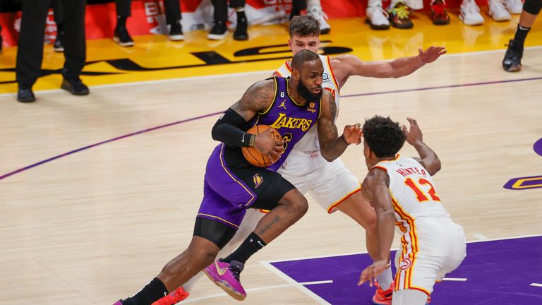 Friday NBA round-up | LeBron James stars in Lakers victory | Video ...