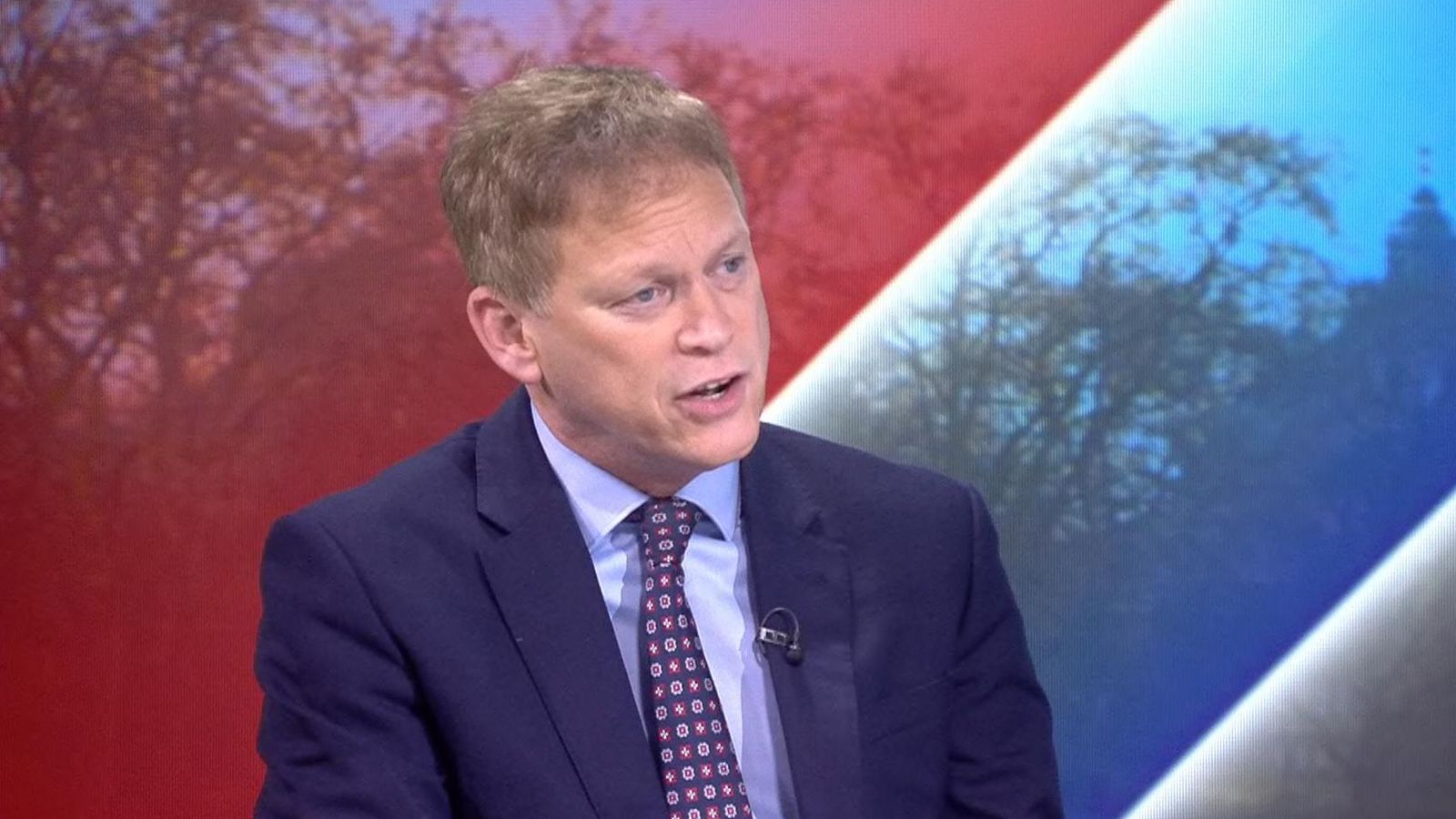 Business Secretary Grant Shapps calls forceful installation of ...