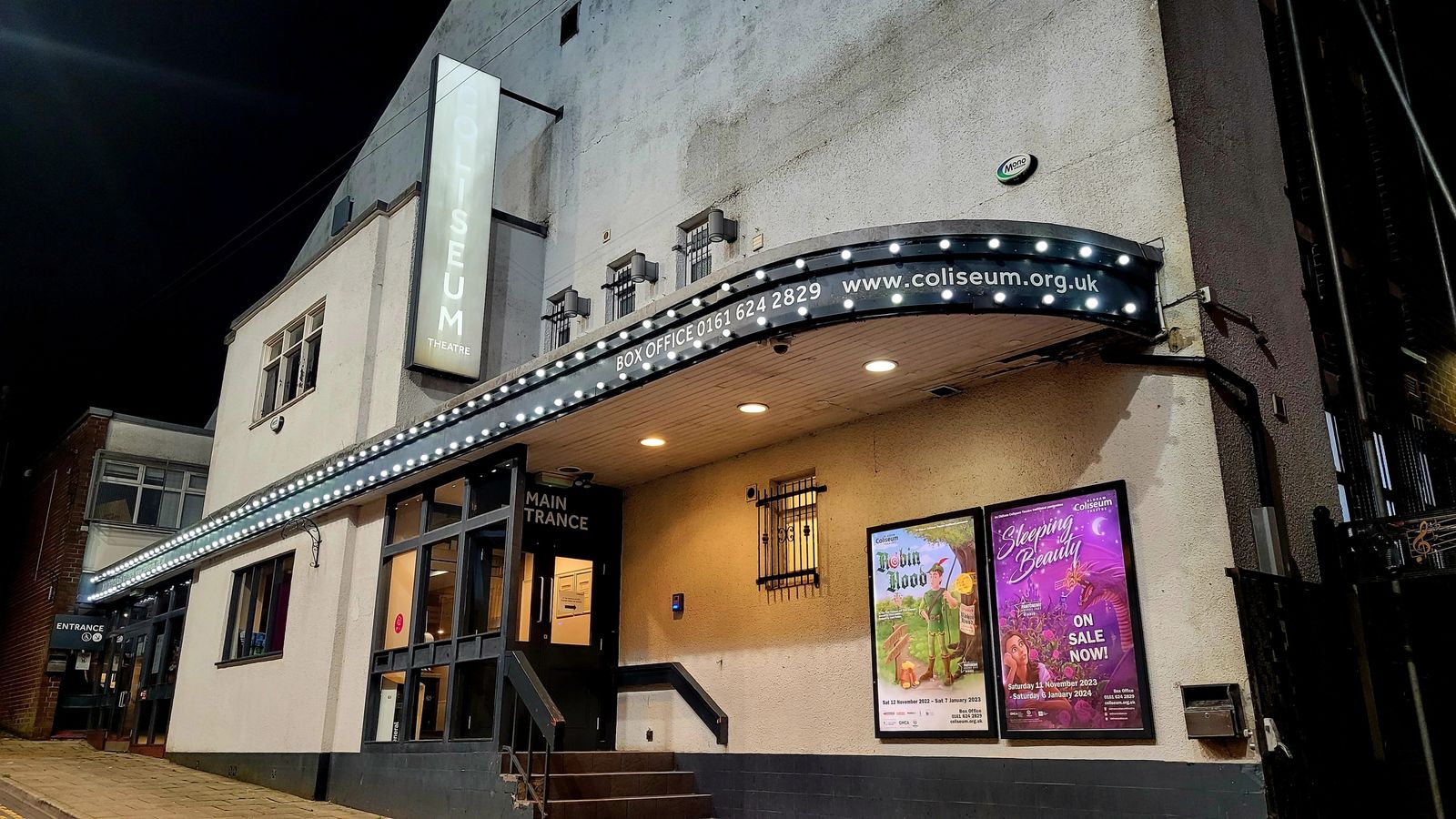 Oldham Coliseum: Campaigners including actress Maxine Peake fight to ...