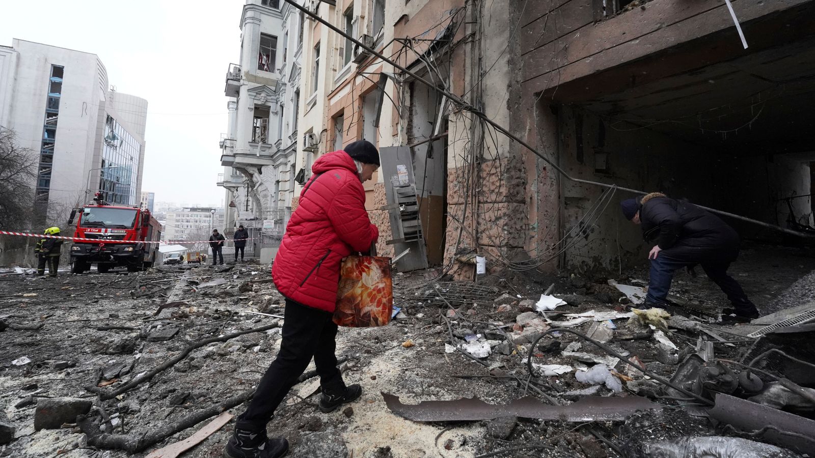 Ukraine war: Explosions heard in capital Kyiv as Russia steps up ...