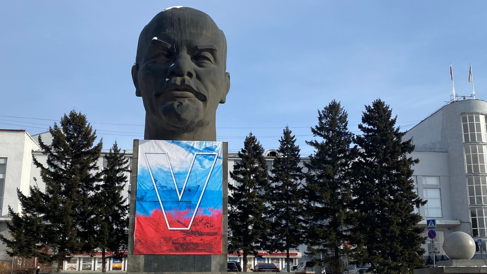 Ukraine war: Breaking the silence - scenes from Russia's home front ...