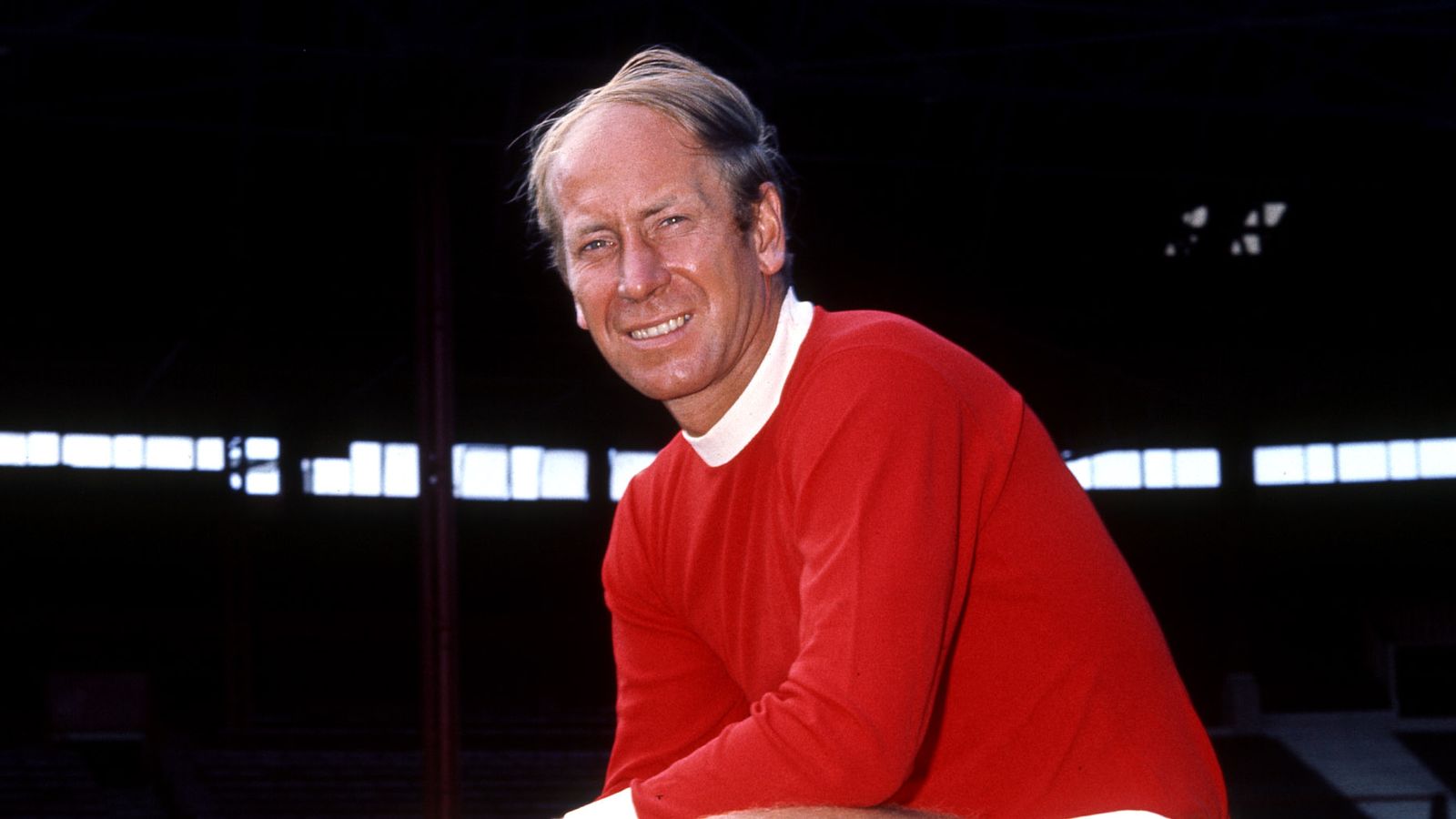 Sir Bobby Charlton, England World Cup winner and Manchester United ...