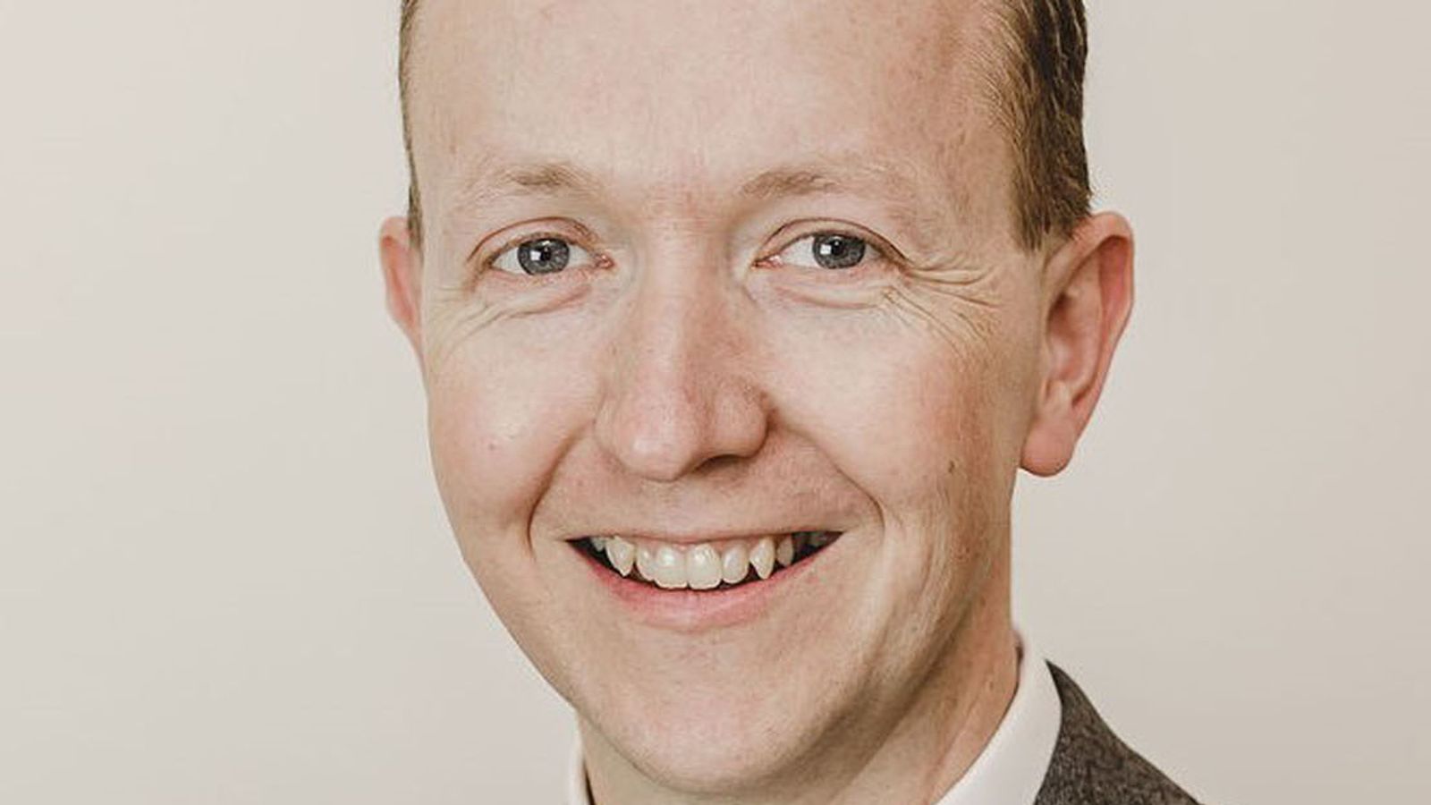 First UK patient fitted with heart failure sensor the size of a pen lid ...