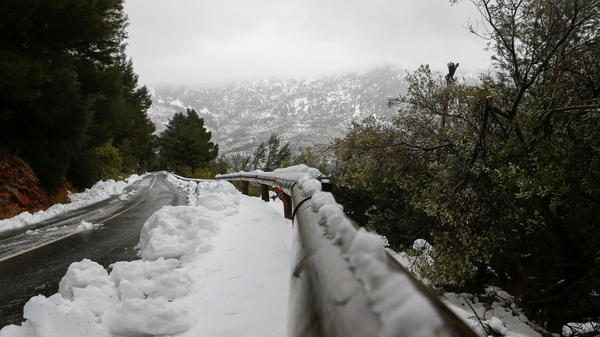 Mallorca hit by heavy snow as Storm Juliette hits Spain - bringing ...