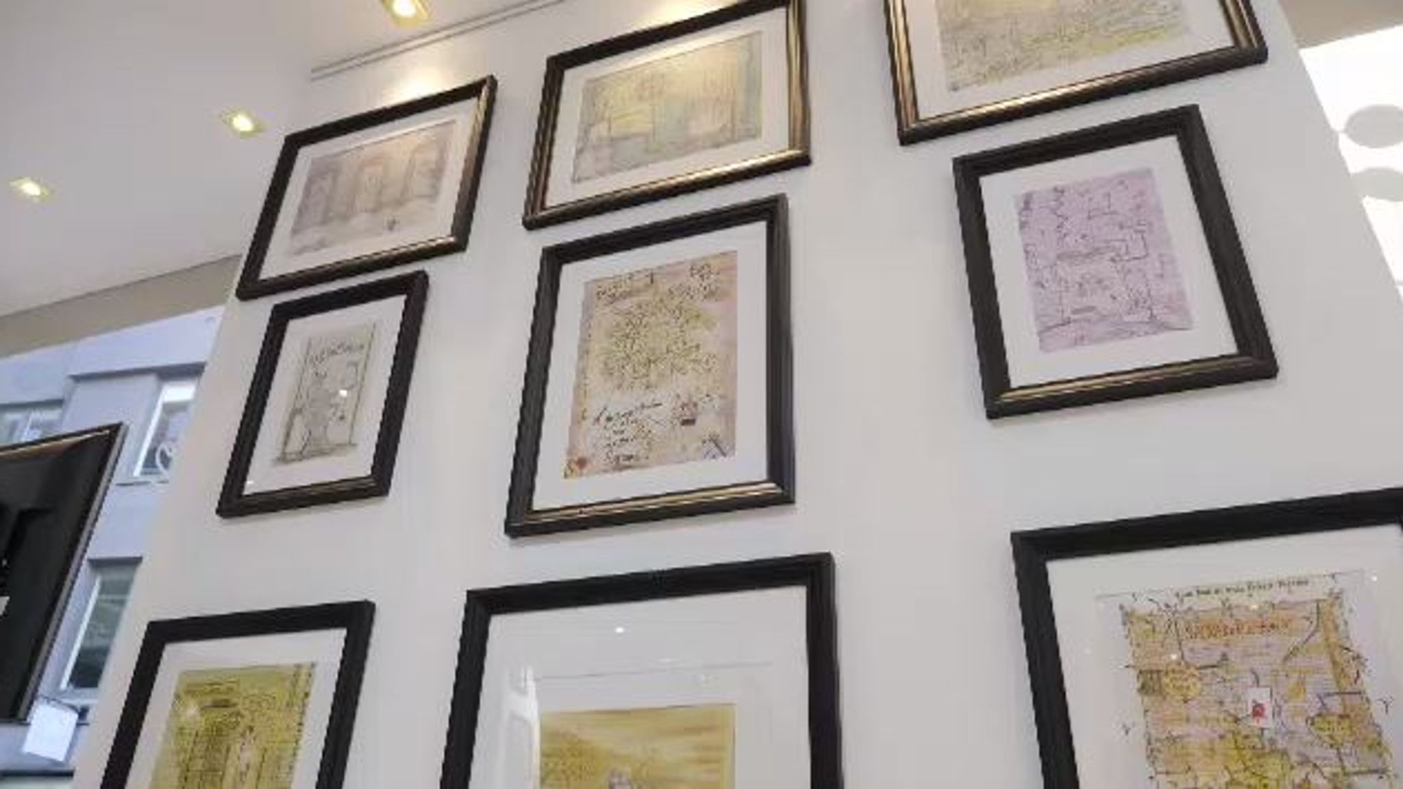 Charles Bronson: Britain's most notorious prisoner launches art ...