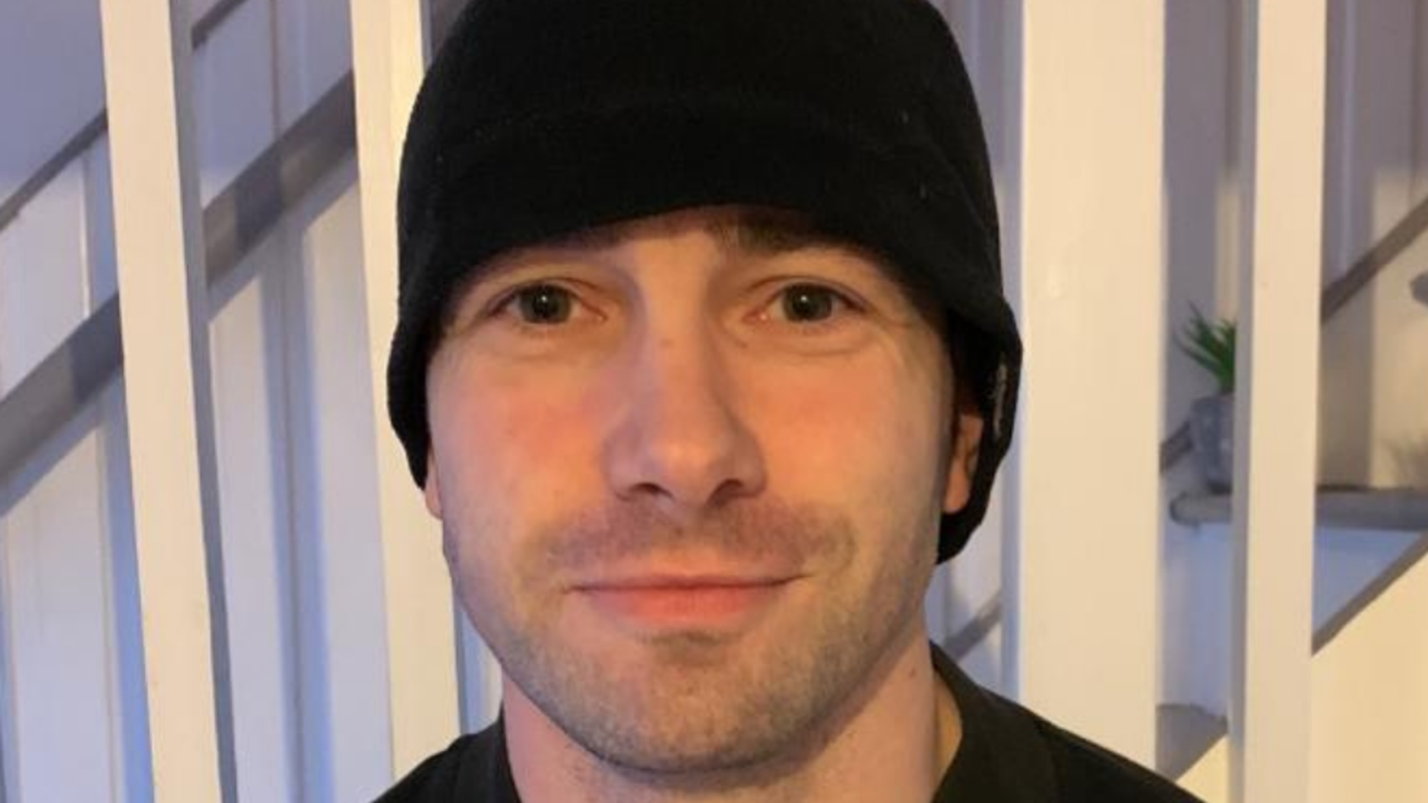 Crowds line the streets in Edinburgh for funeral of Jenners firefighter ...