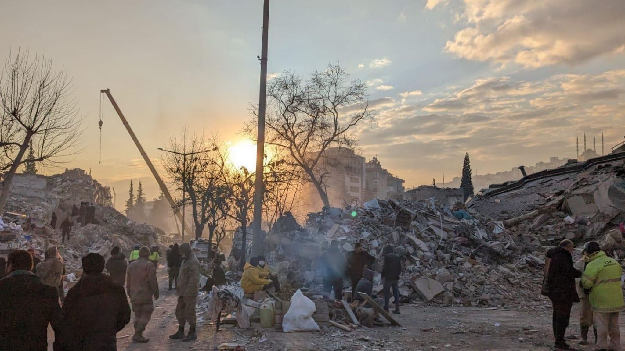 Turkey-Syria earthquake: Horror, brief happiness, then heartache in ...