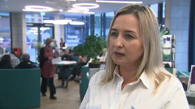 Ukrainian refugees staying in UK facing homelessness as Homes for ...