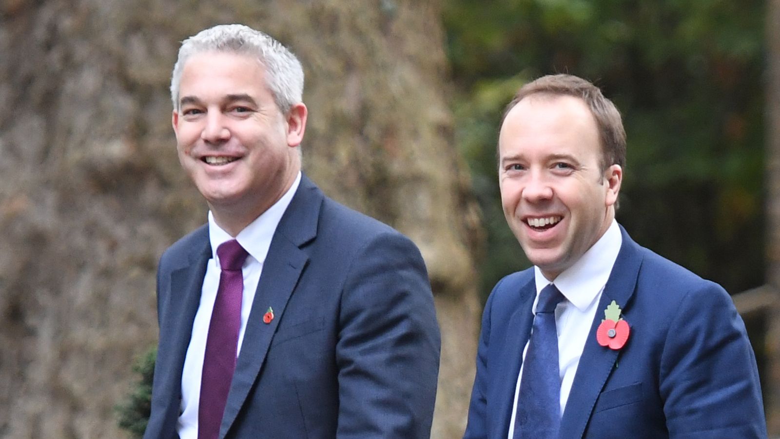 'How the f*** did anyone photograph that?' - Leaked messages show ...