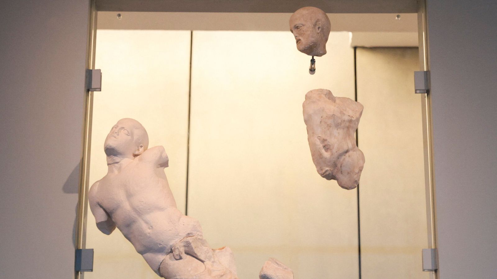 Babak Belurs: Vatican returns Parthenon sculpture fragments in move that could add pressure on ...