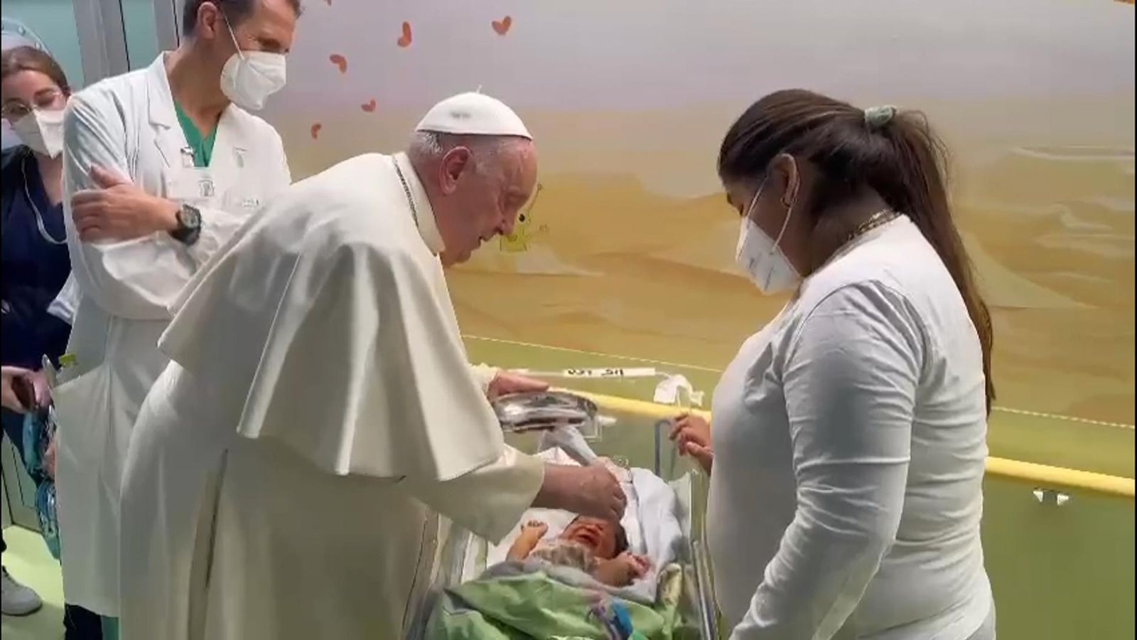 Pope Francis baptises baby in hospital while being treated for ...