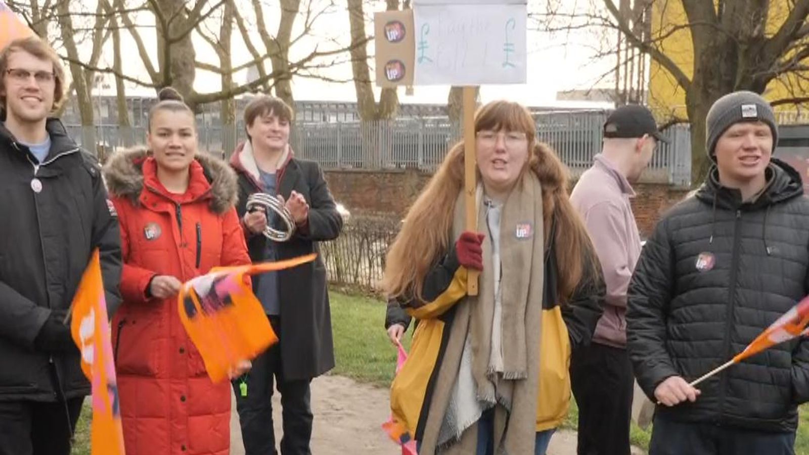 Strikes: Hundreds of thousands join biggest walkout in current wave of ...