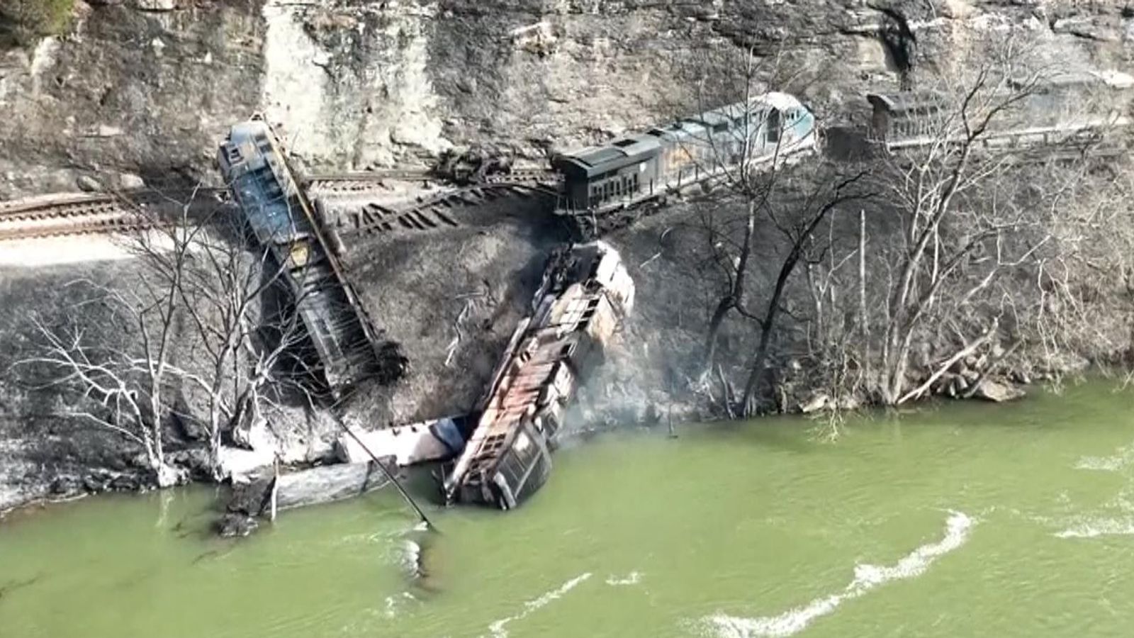 Rockslide derails freight train injuring three in West Virginia | US News | Sky News