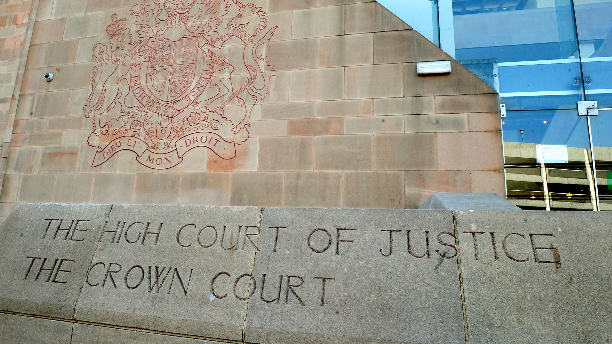 Four jurors sentenced for researching case - after collapse of trial ...