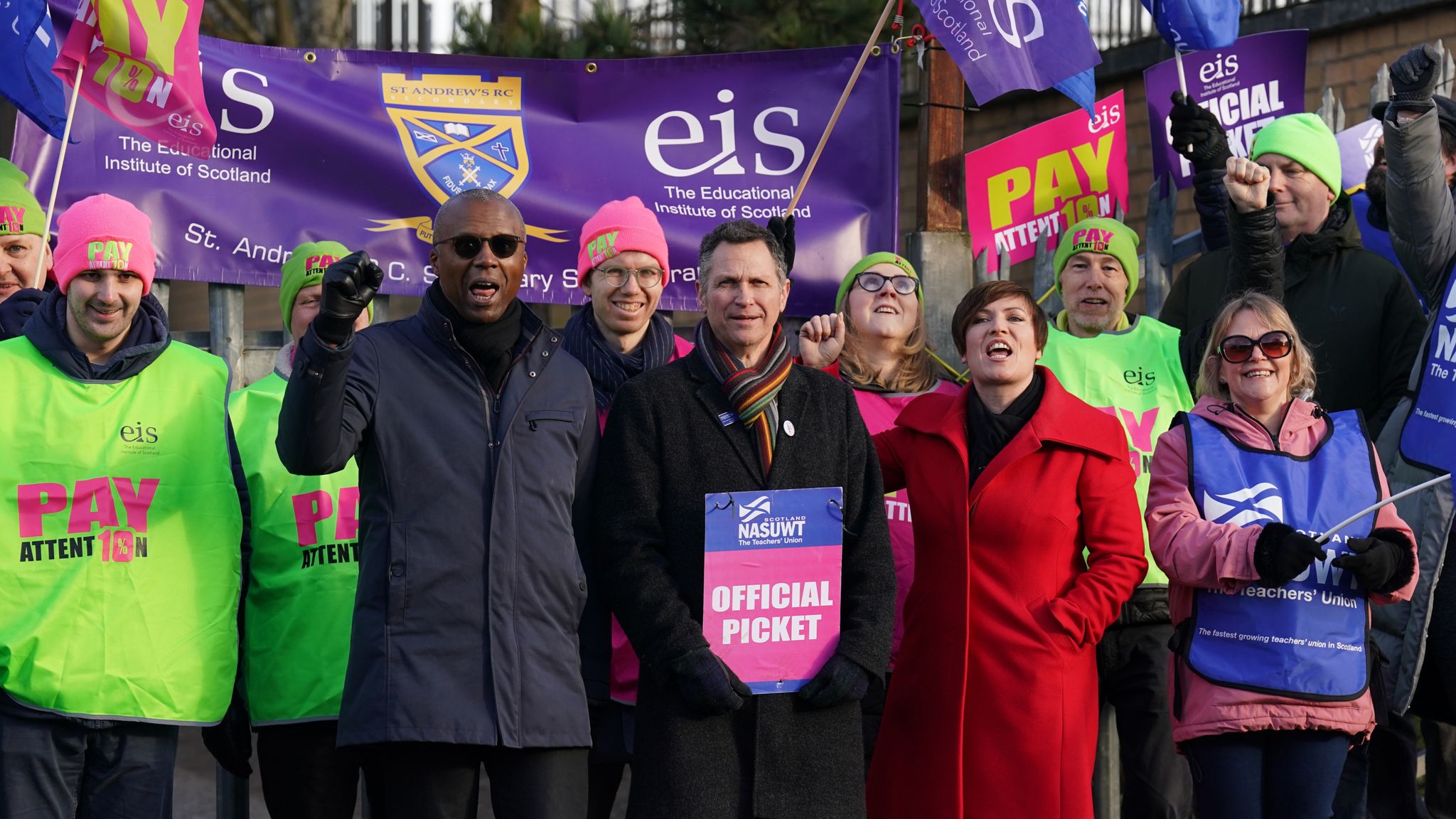 Teacher strikes: NASUWT union raises prospect of strikes during autumn ...