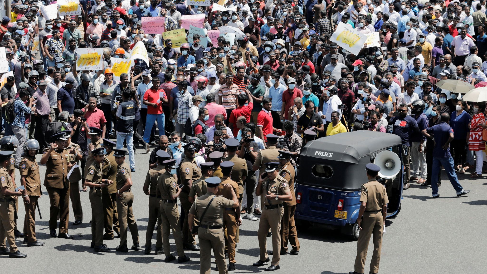 Sri Lanka to receive $3bn bailout but government faces corruption probe ...