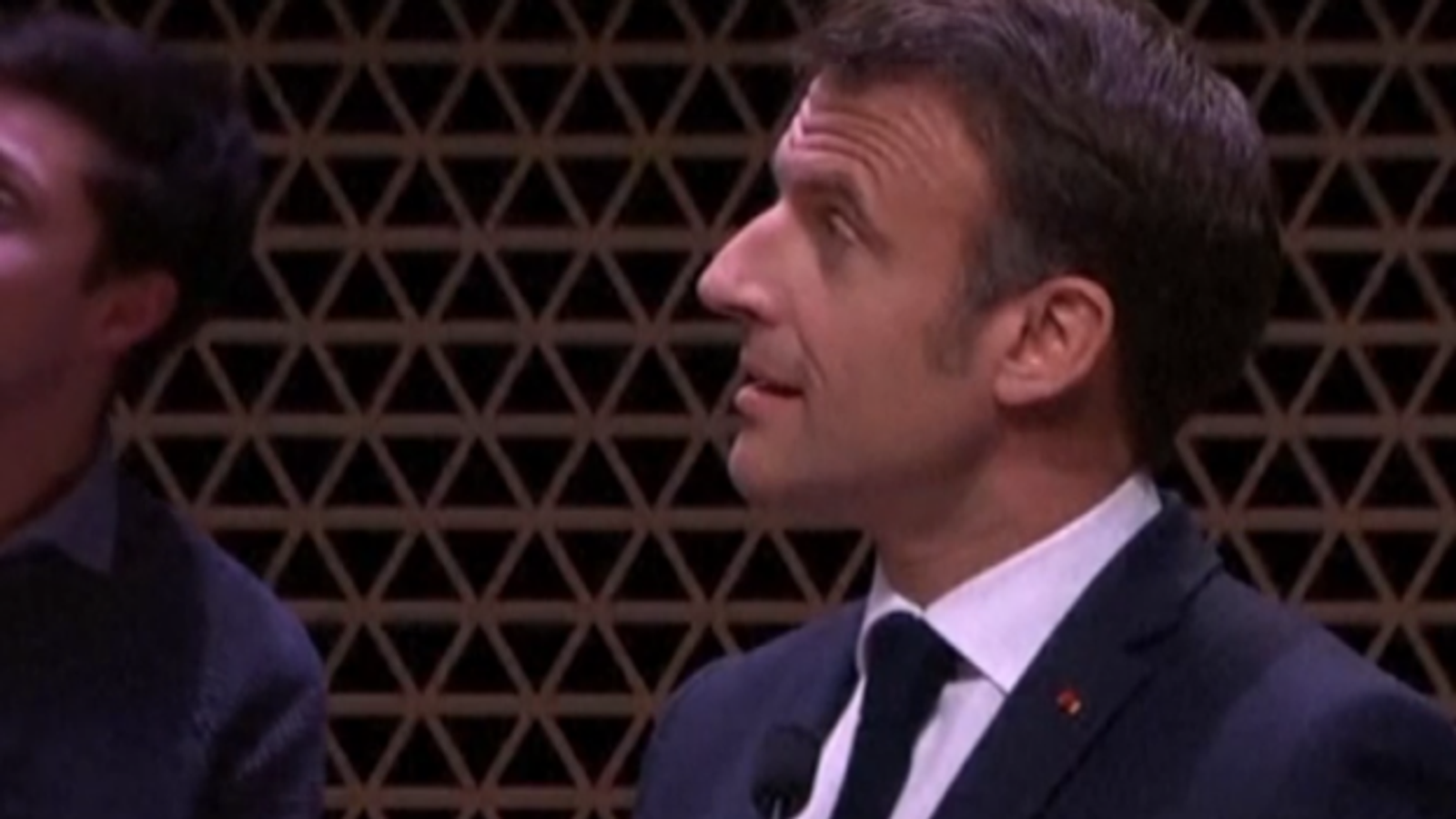 Macron heckled during speech in The Hague as protesters shout 'where is ...