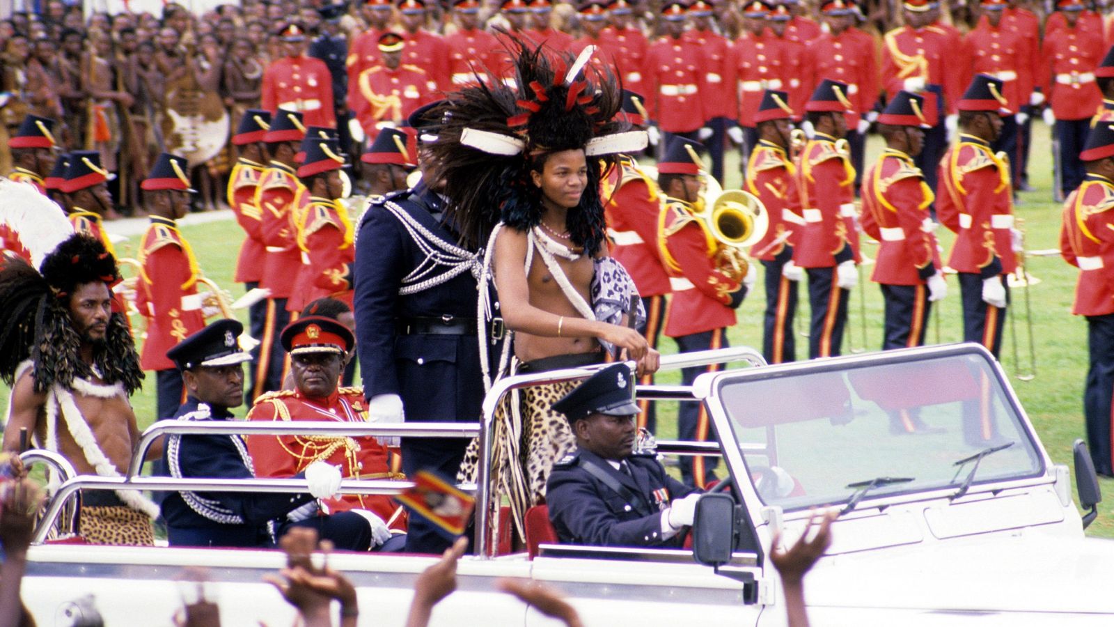 A raven crown for the Dragon King and a purification ceremony - how do ...
