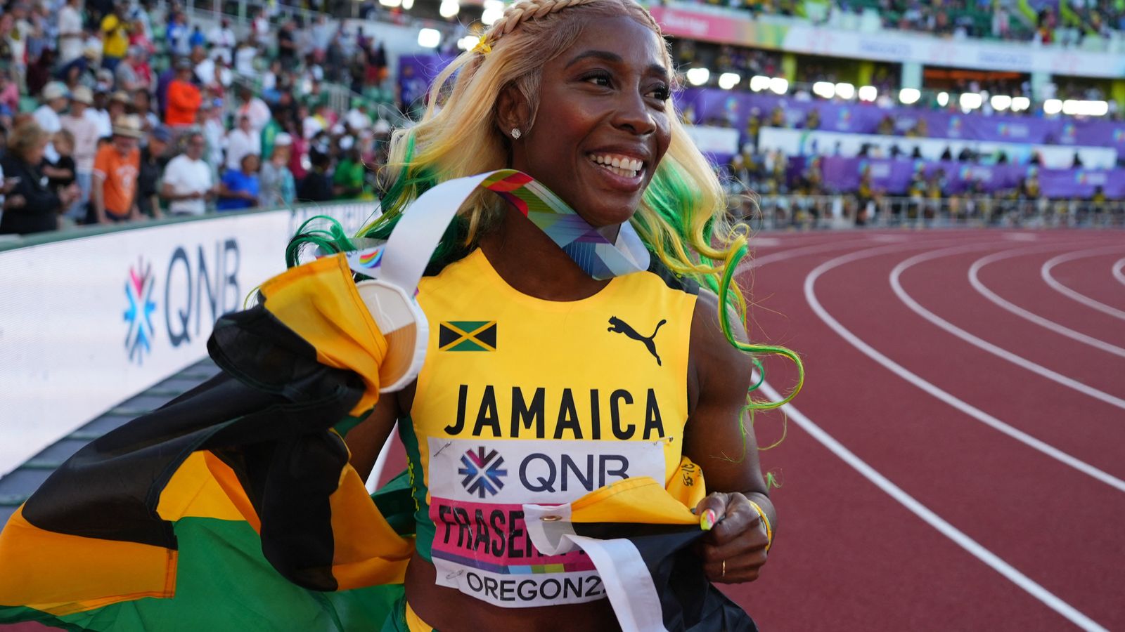 Jamaican sprint legend Shelly-Ann Fraser-Pryce takes on other mums at ...