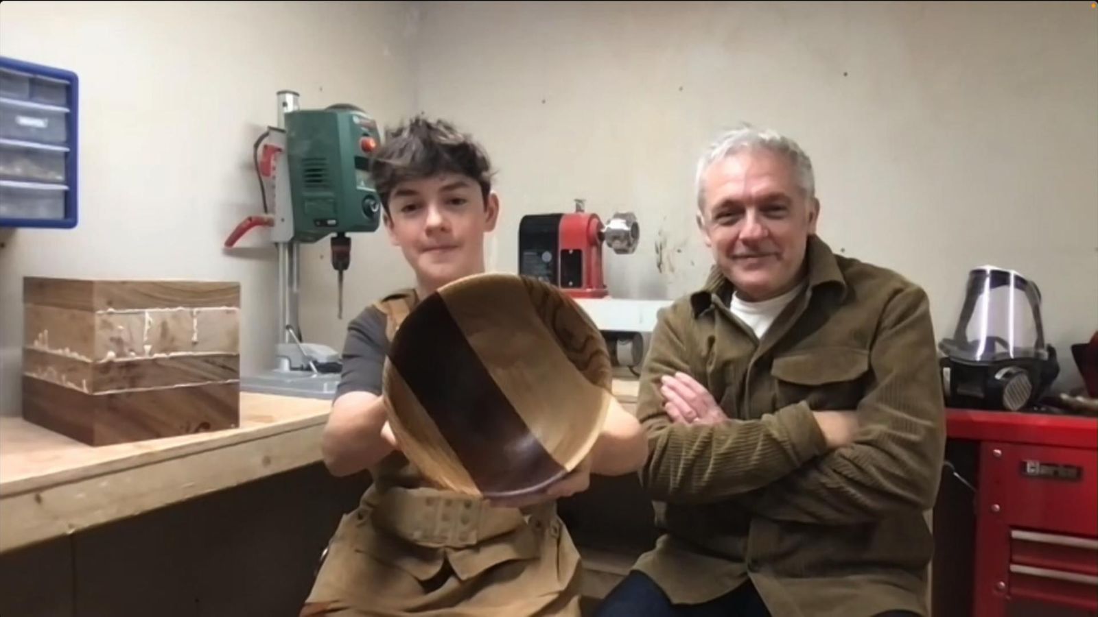 Boy, 13, raises £250,000 for Ukrainian children | News UK Video News ...