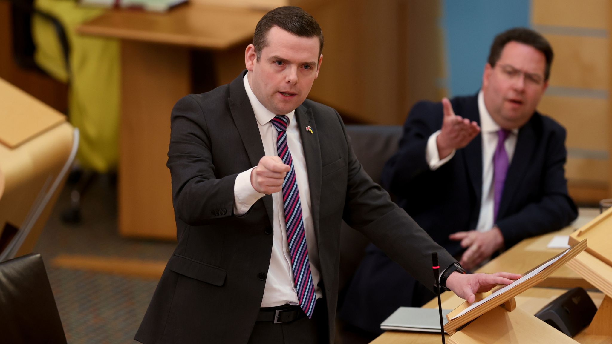 Douglas Ross: Row erupts as Scottish Tory leader suggests people should ...