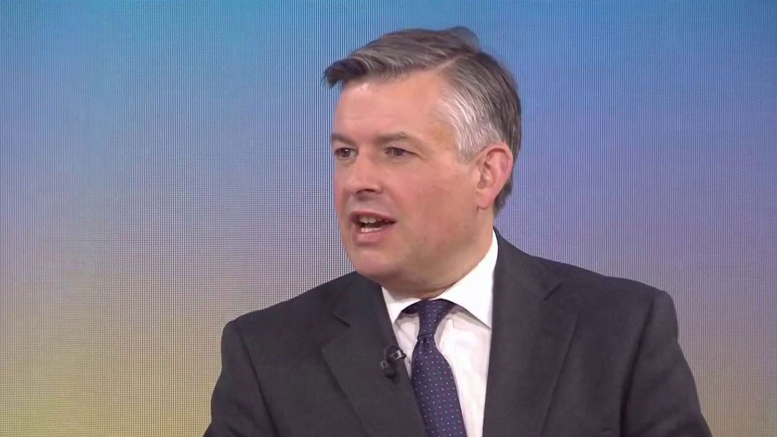 Labour minister criticises Home Secretary Suella Braverman's 'let them ...