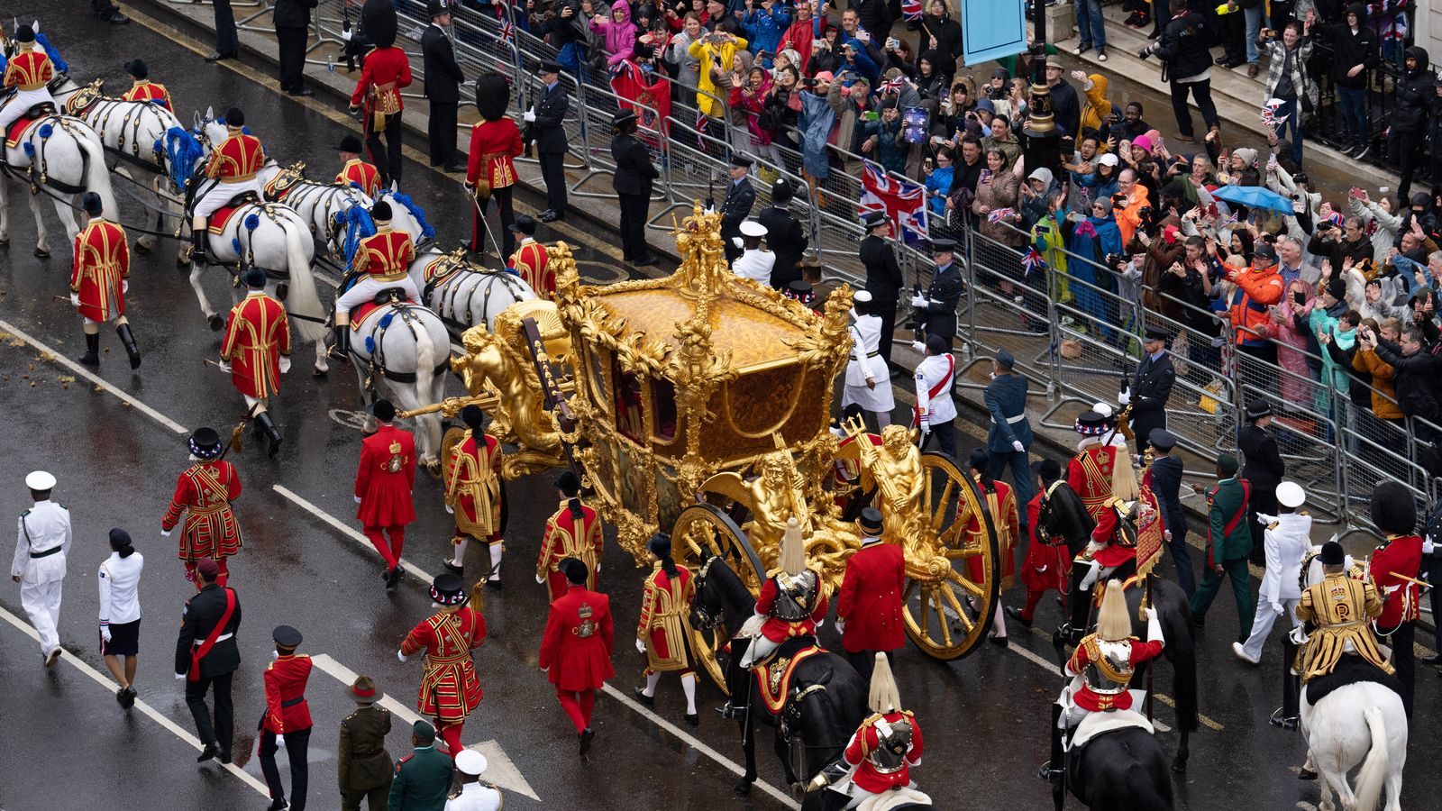 Some of the best pictures from spectacular coronation day | UK News ...