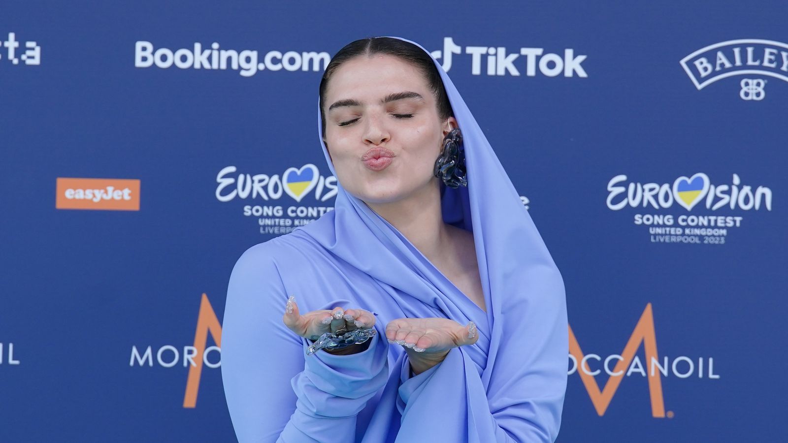 Mae Muller: UK Eurovision hopeful on nerves, the warm Liverpool welcome ...