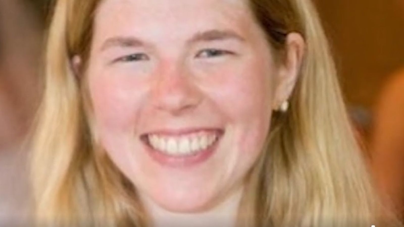 Missing girl Kayla Unbehaun who appeared on Netflix's 'Unsolved Mysteries' found six years after ...