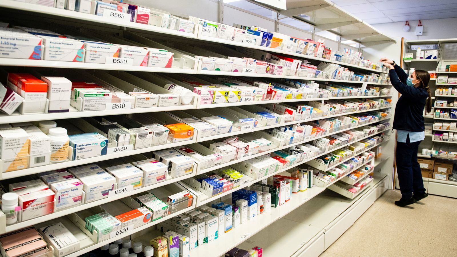 Analysis: Pharmacies are closing across England according to analysis ...