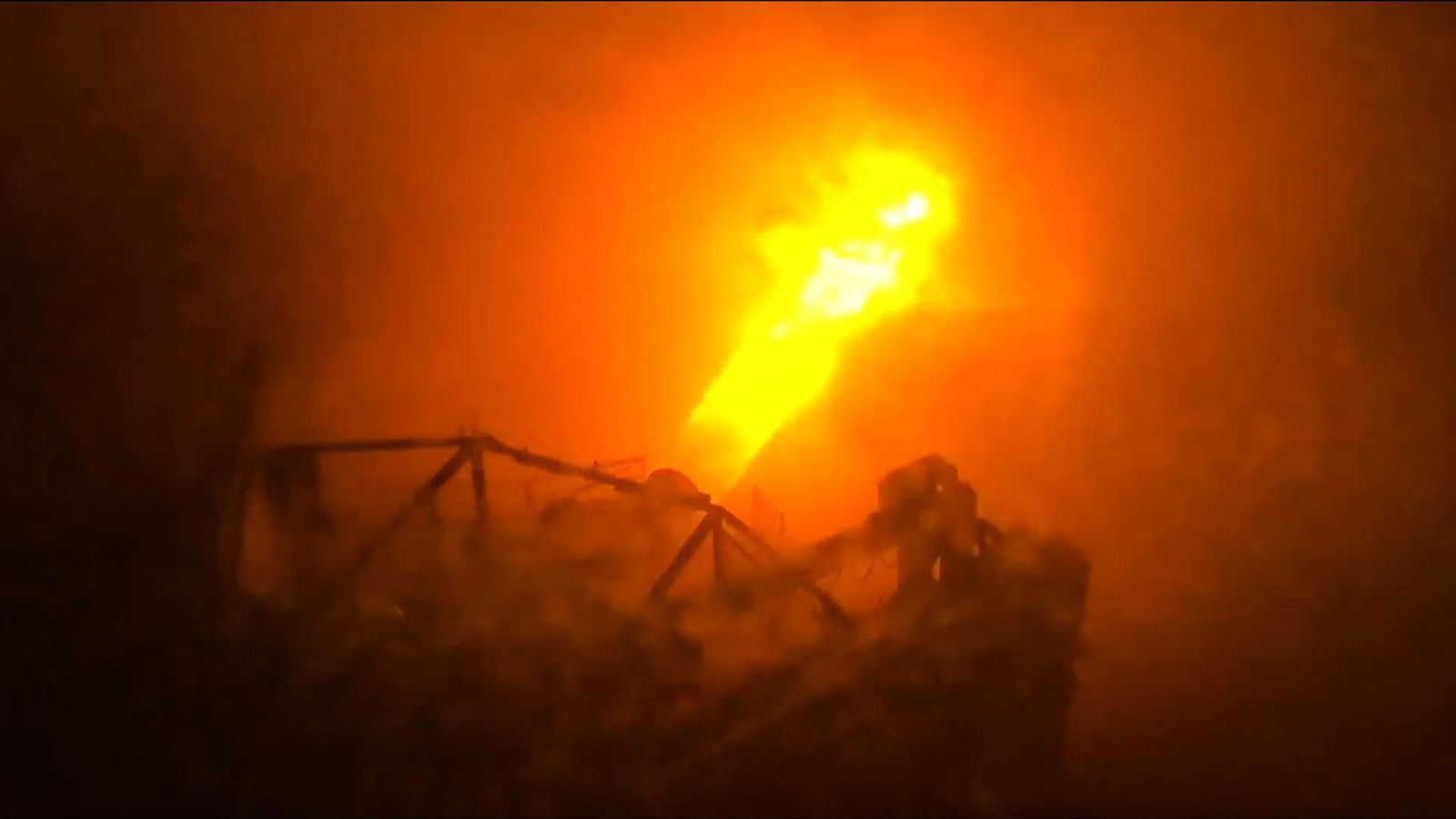 SpaceX test Raptor rocket engine | Science, Climate & Tech News | Sky News