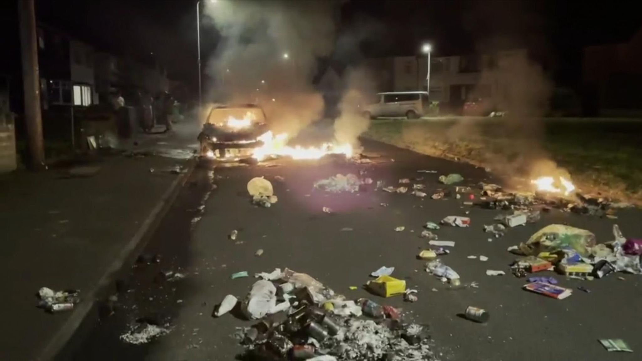 Cardiff Riots 20 People Arrested In Connection With Disorder After