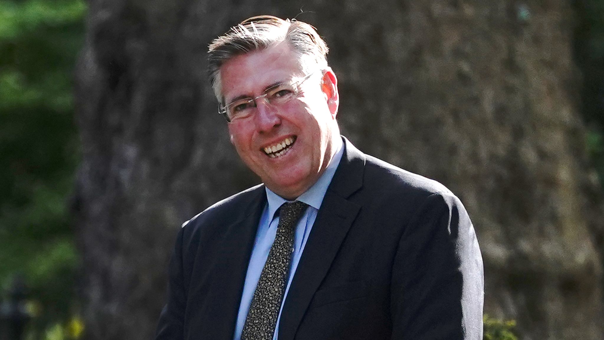 Rishi Sunak holds private meeting with chair of influential 1922 ...