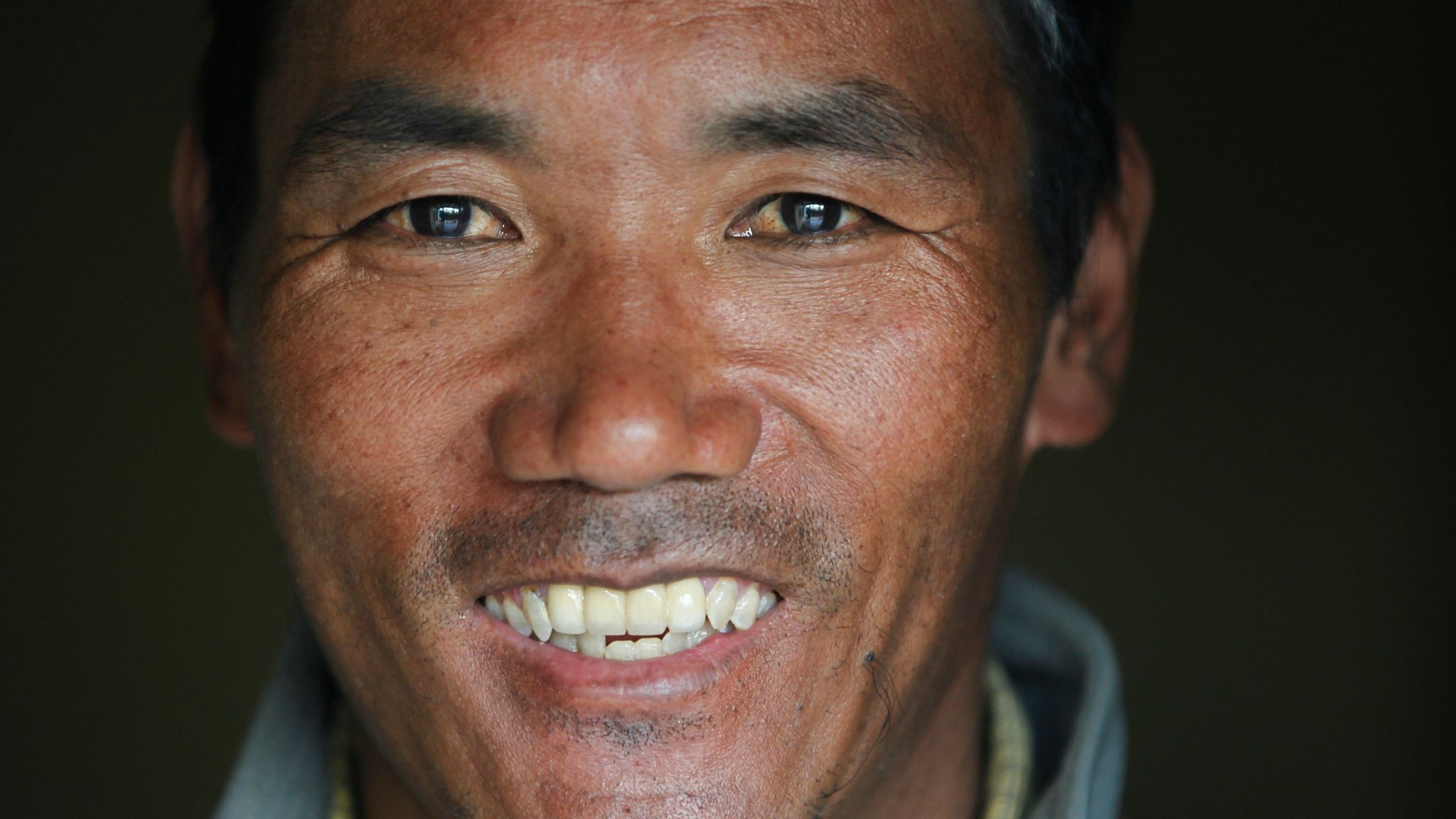 Sherpa guide Kami Rita scales Mount Everest for a record 28th time ...