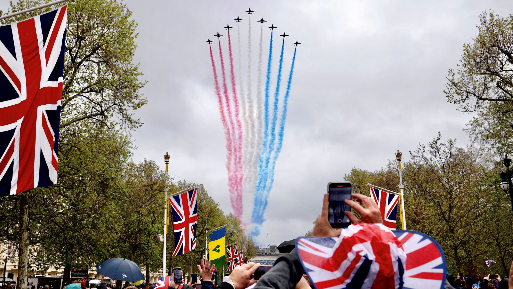 Some of the best pictures from spectacular coronation day | UK News ...