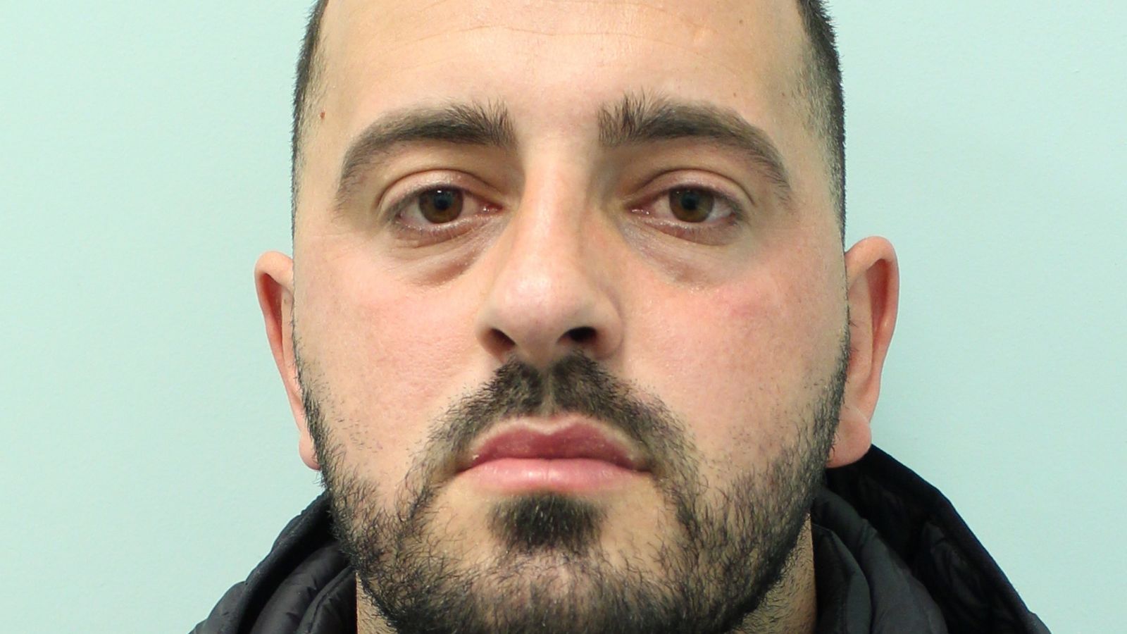 People smuggling gang who brought illegal immigrants into UK hidden ...