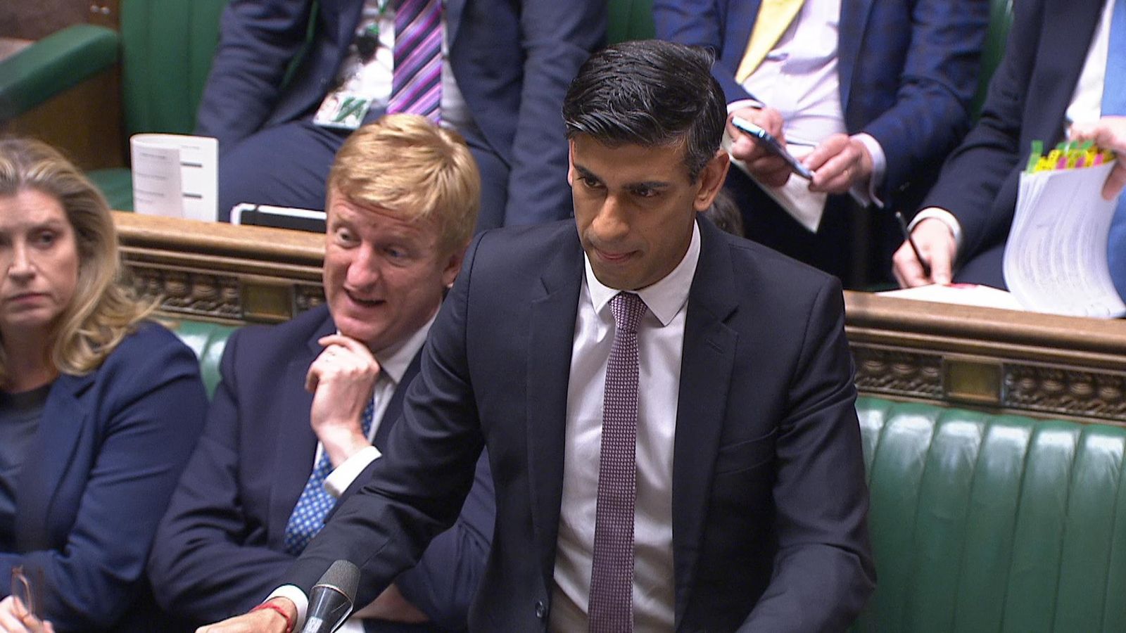 PMQs: Keir Starmer asks Rishi Sunak why he didn't 'block' partygate staff from honours list | UK ...