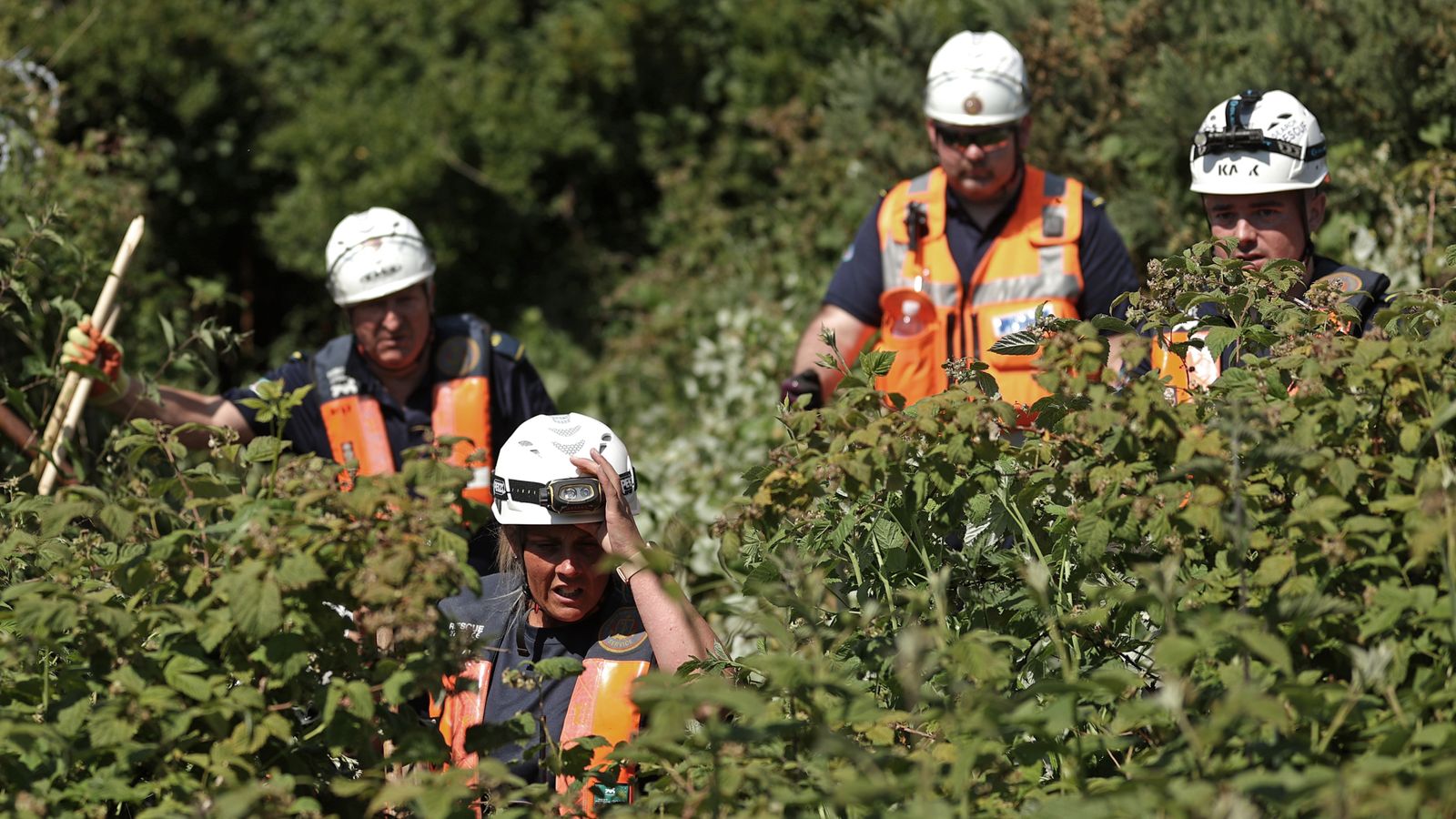 Chloe Mitchell: Police 'increasingly concerned' as search continues for ...