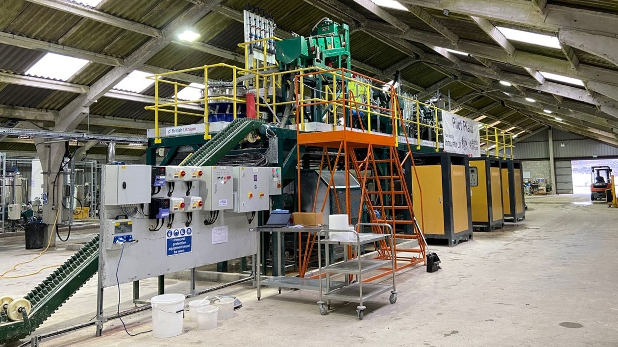 UK mining venture targets enough lithium to power 500,000 electric cars ...