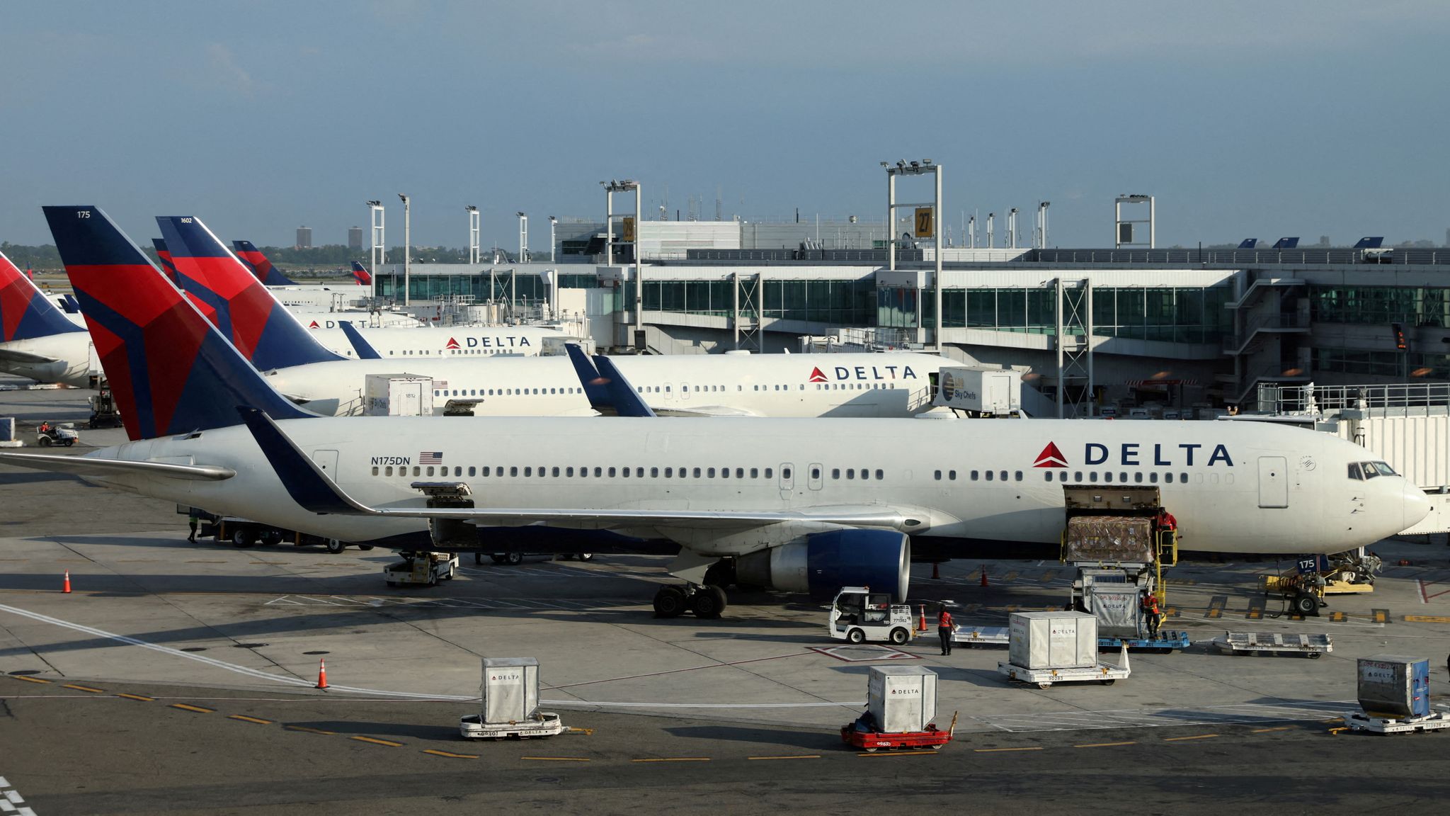 Delta Plane Delta Air Lines To Introduce New Premium Airbus A350 On