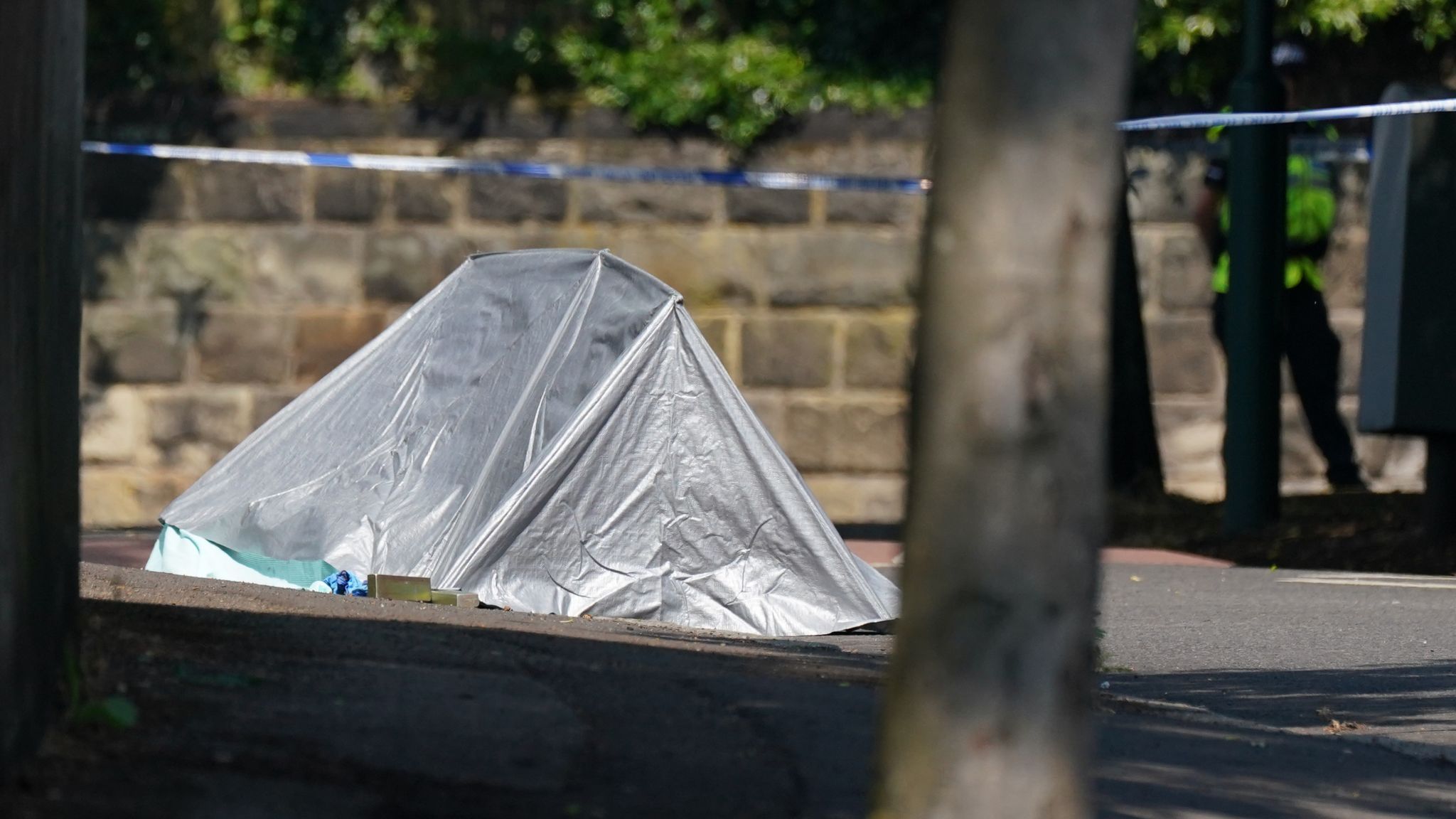 Nottingham attacks: Witness heard 'bang' and 'scream' as van hit people ...