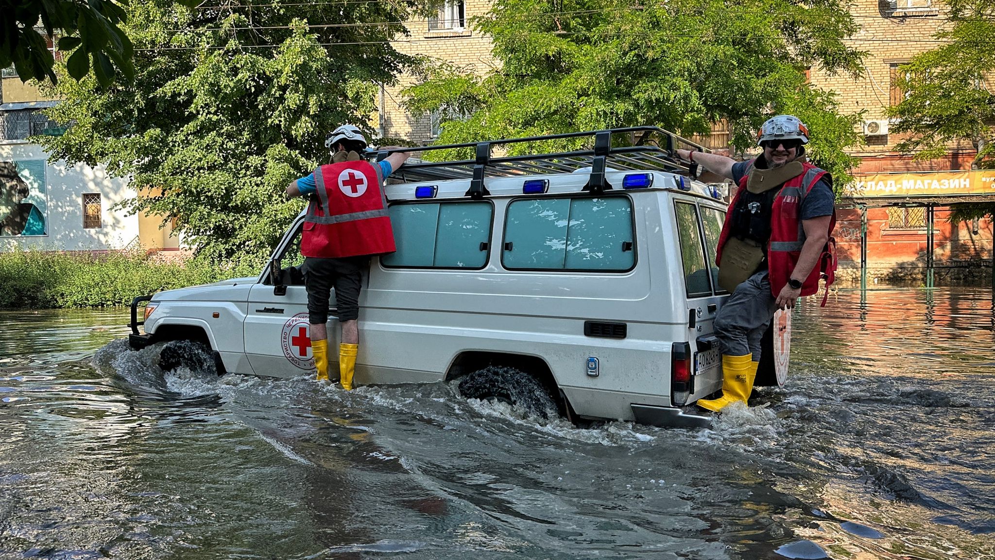 Ukraine war: Whole villages and towns engulfed by torrent of water ...