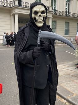 COVID inquiry: Families who lost loved ones during pandemic turn their ...