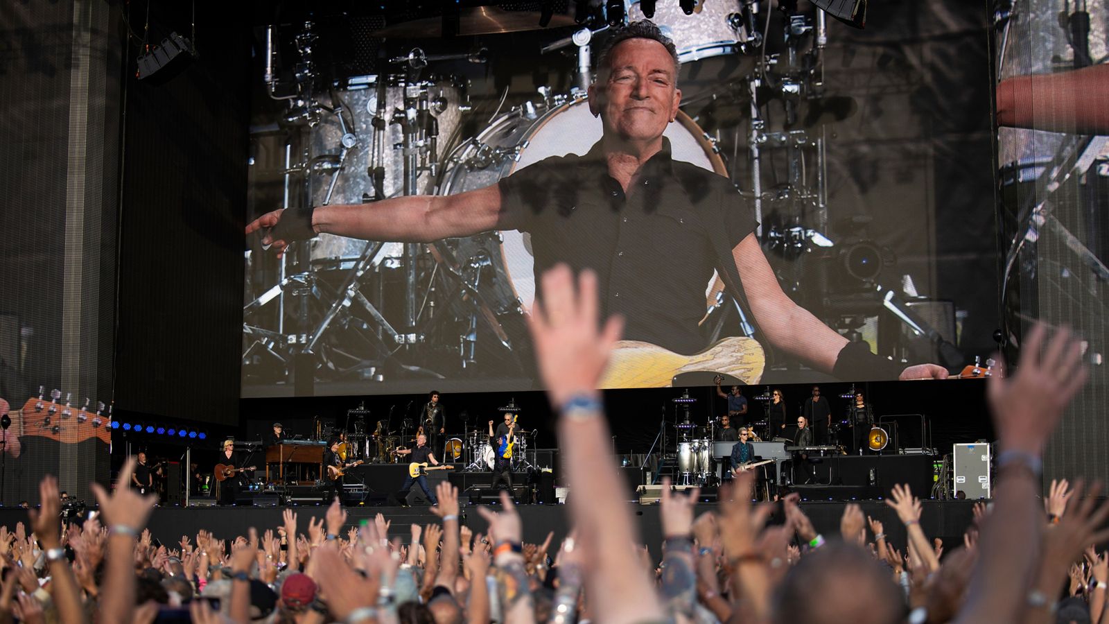 Bruce Springsteen postpones September shows with E Street Band after ...
