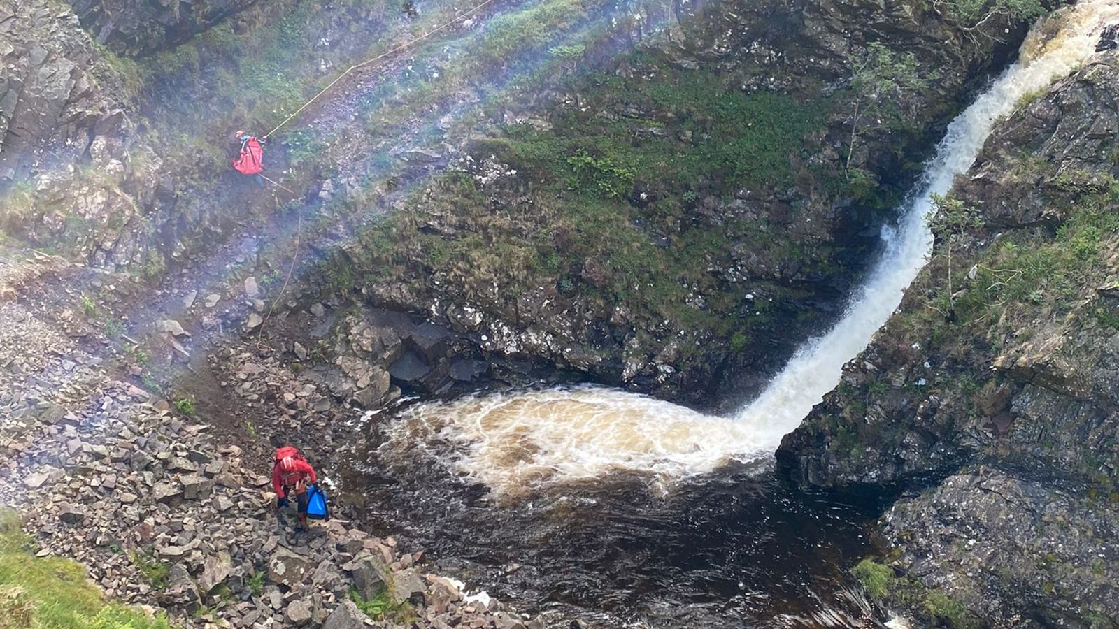 Jack Russell rescued after plunging from one of UK's highest waterfalls ...