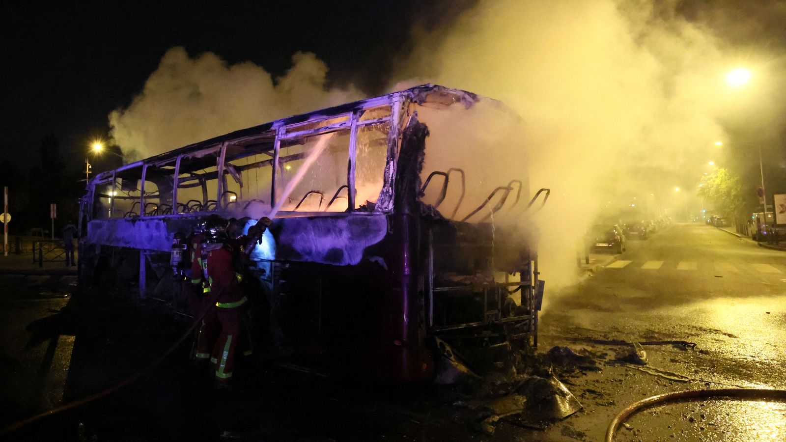 France riots: Looters break into gun shop as 1,300 arrested on fourth ...