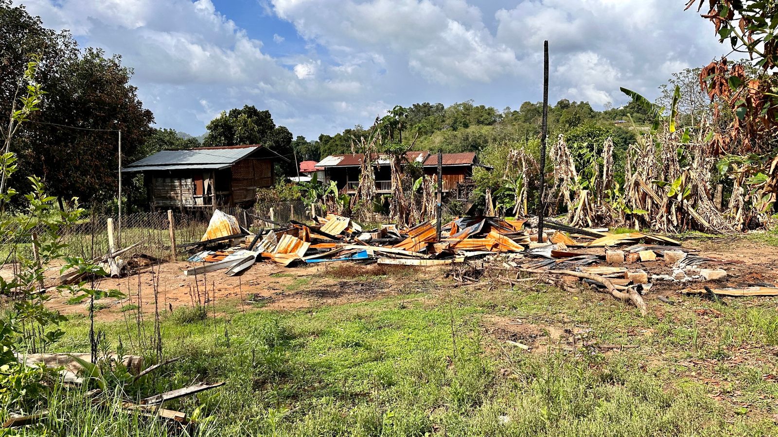 As indiscriminate war ravages Myanmar, the locals have given up any ...