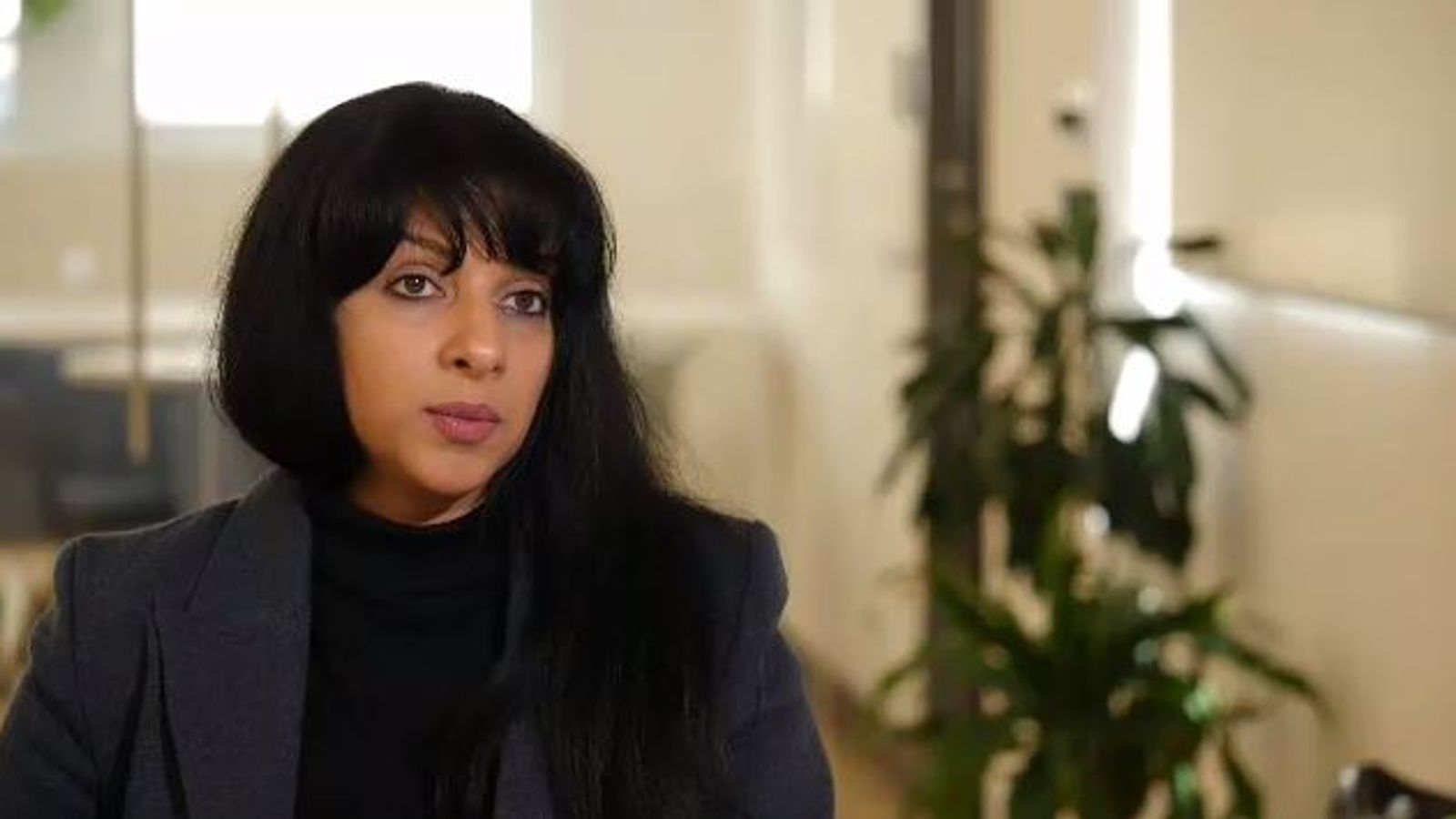 Post Office Horizon IT scandal: Victim 'couldn't tell dad she would be ...