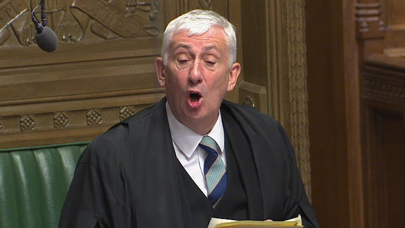 Speaker Lindsay Hoyle makes dig at Rishi Sunak's House of Commons ...