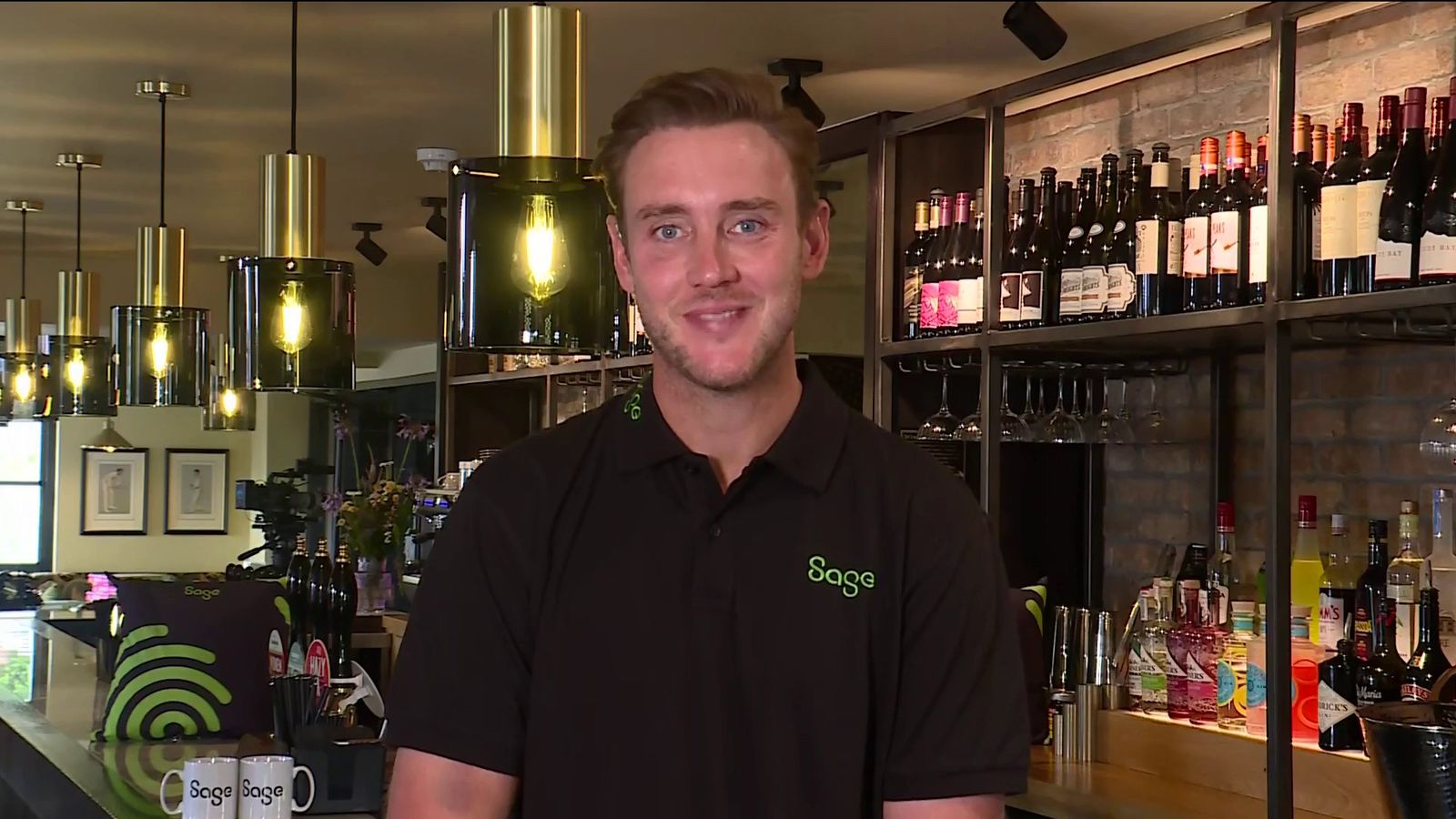 England cricketer Stuart Broad reopens pub after fire | News UK Video ...